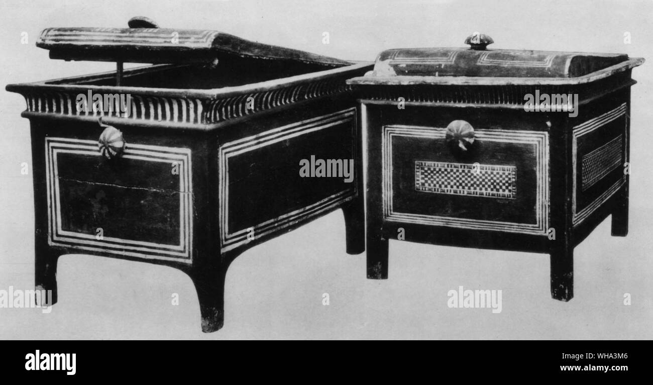 Ancient Egypt: Chests/boxes Stock Photo - Alamy
