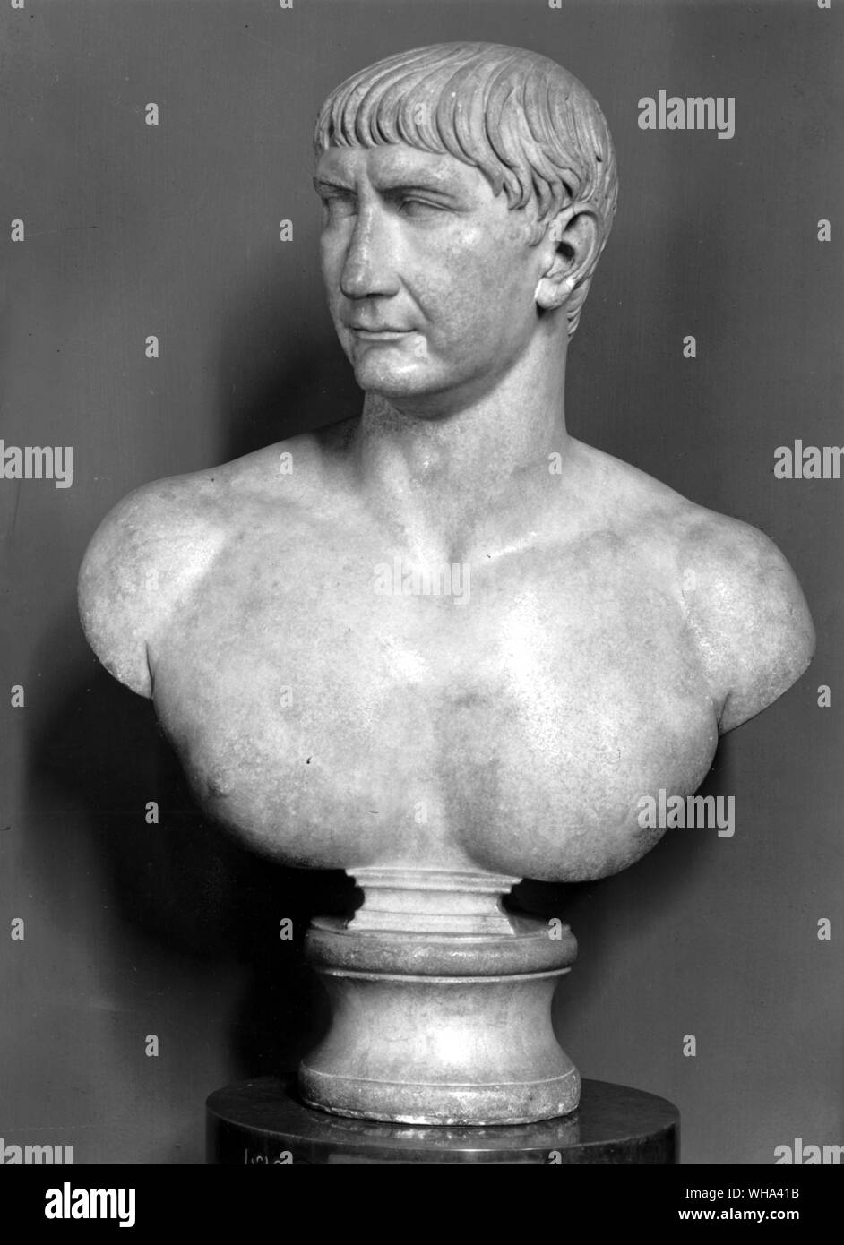 Portraits trajan Black and White Stock Photos & Images - Alamy