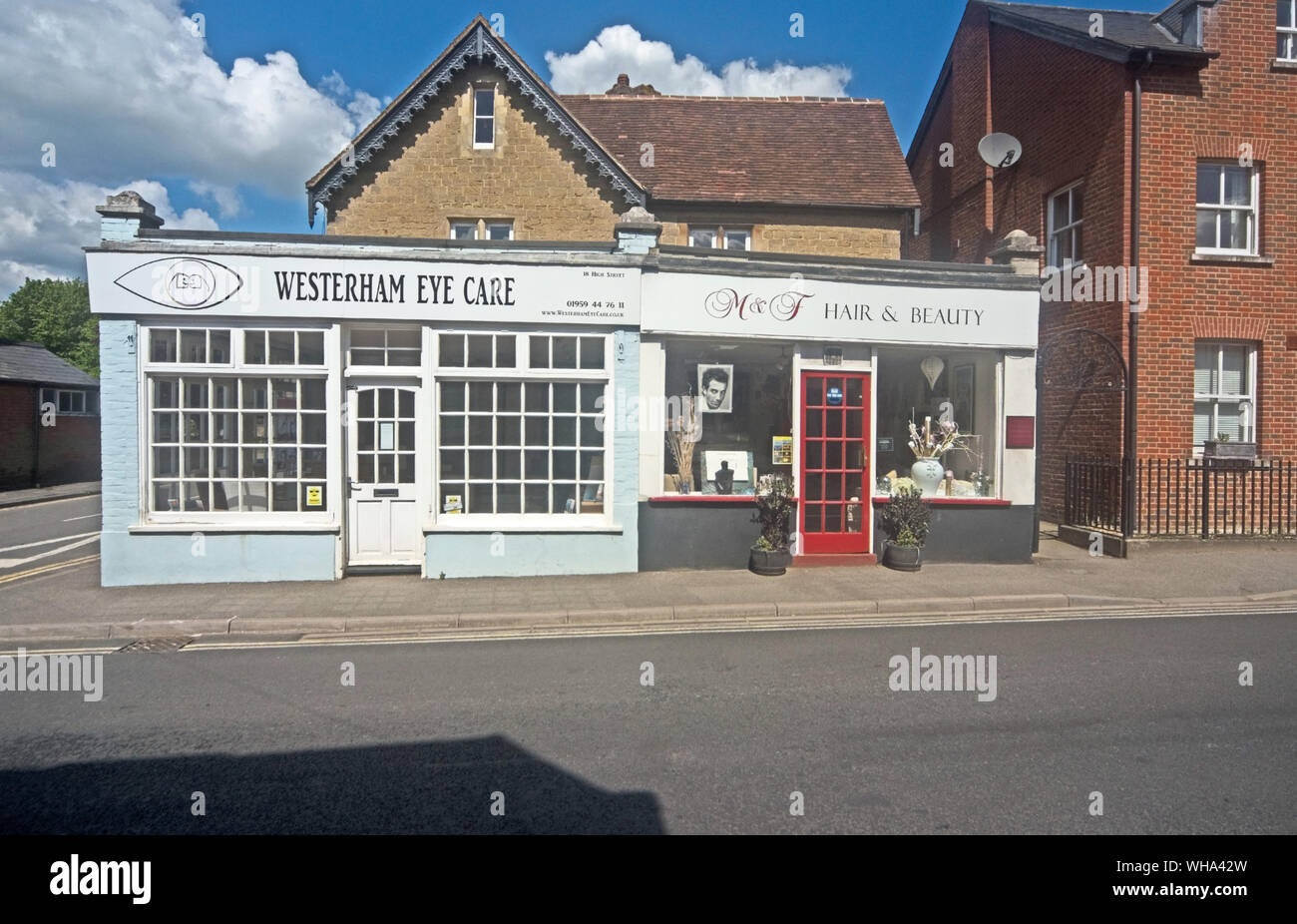 Kent shops hi-res stock photography and images - Alamy