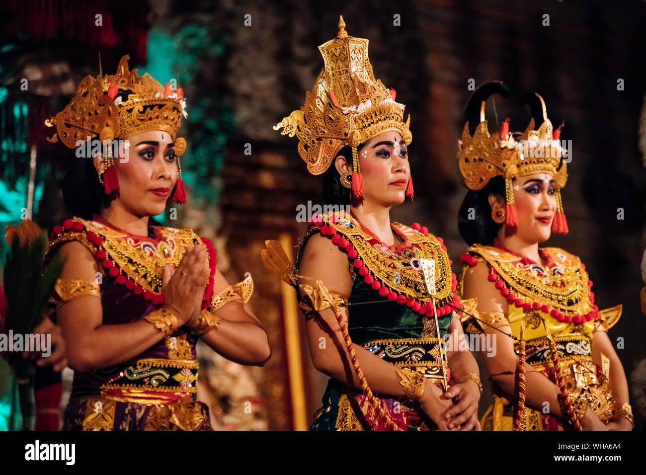 Traditional Balinese Dance Performance, Ubud, Bali, Indonesia ...