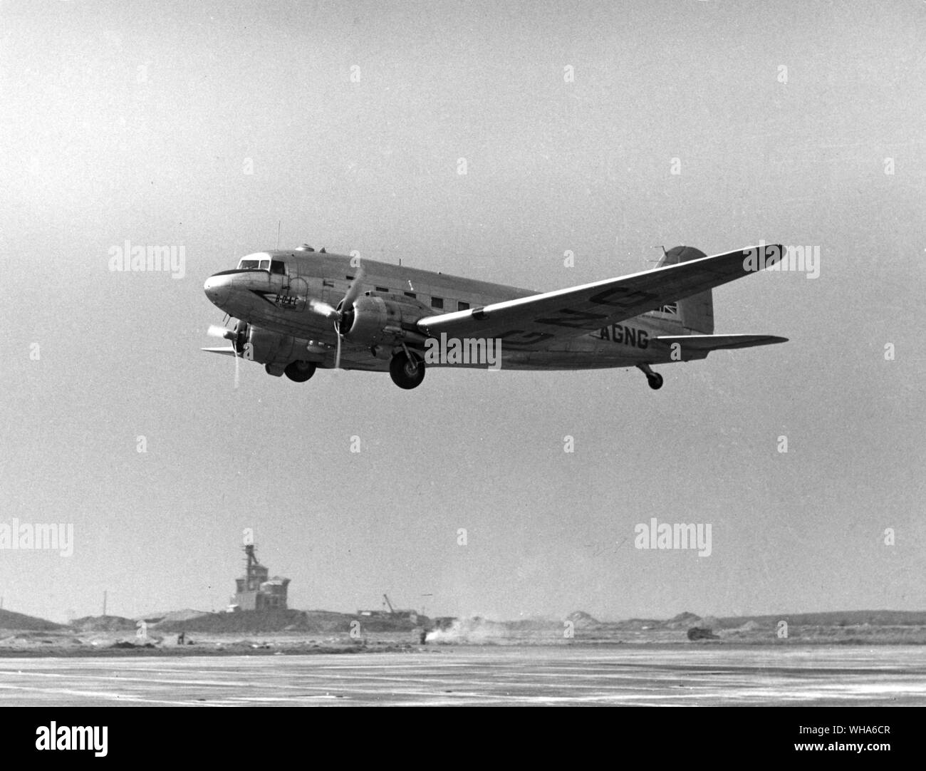 Dakota aircraft Black and White Stock Photos & Images - Alamy