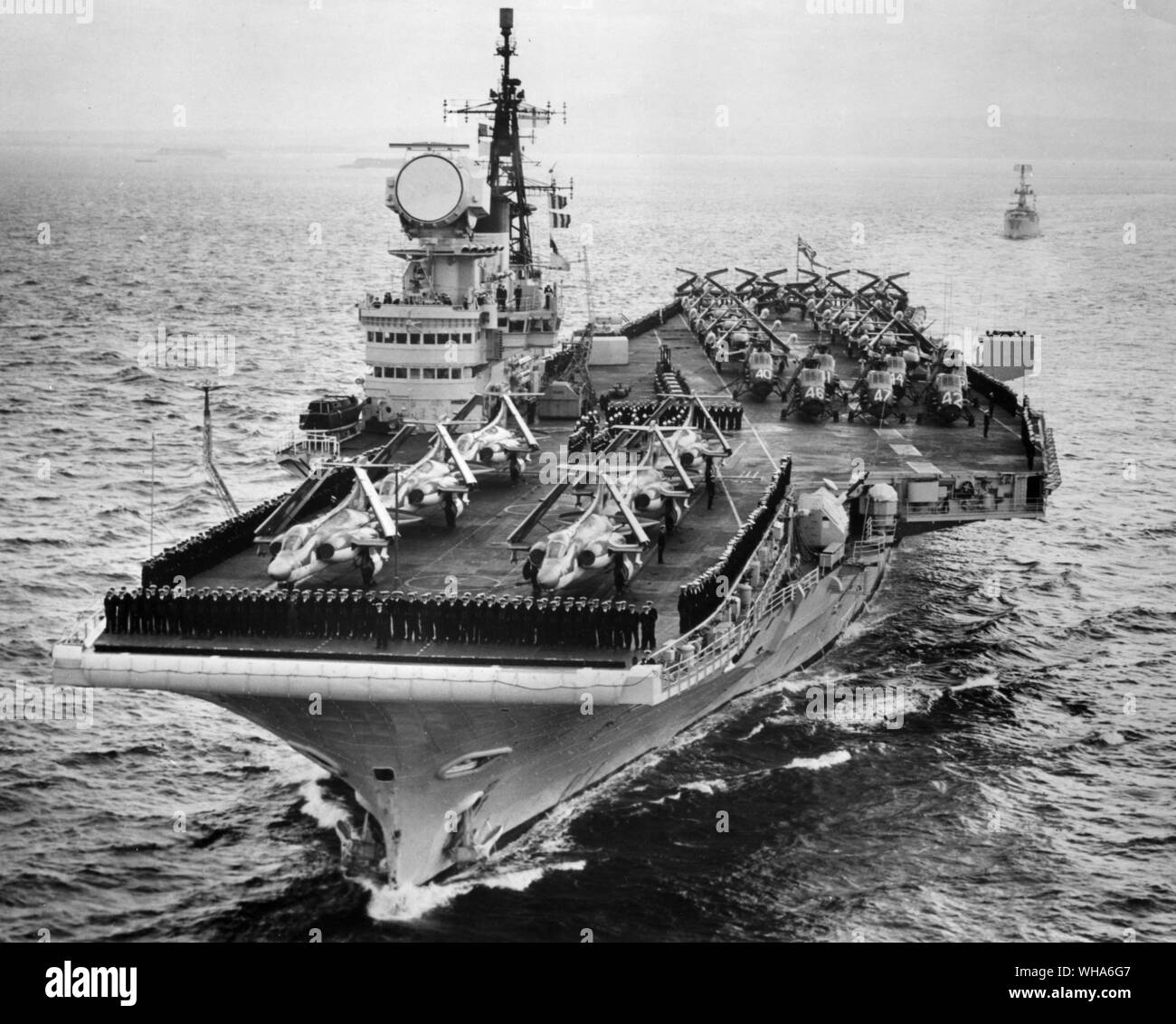 Hms Victorious R38