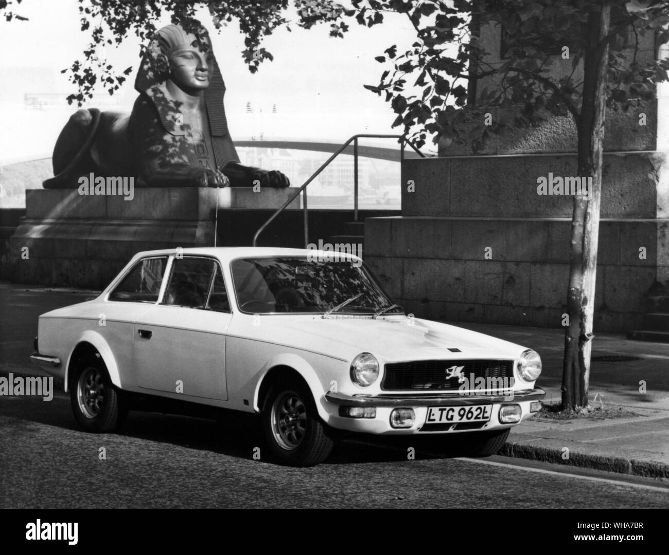 1973 Gilbern Invader Mark III 3 litre coupe Stock Photo - Alamy