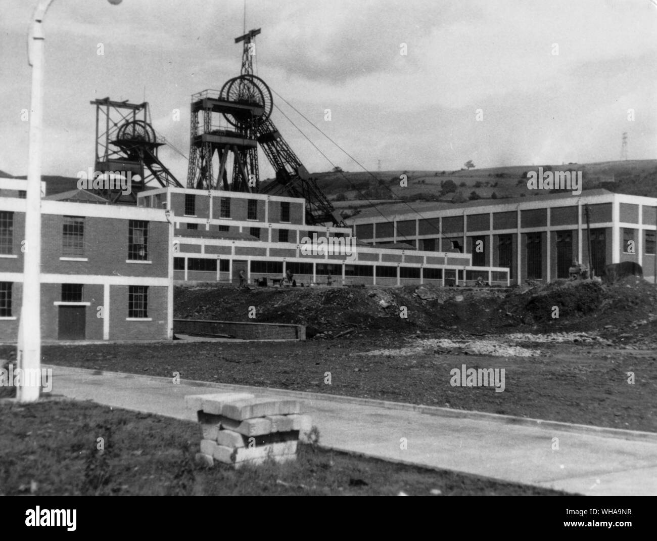 Coal mining wales archive hi-res stock photography and images - Alamy