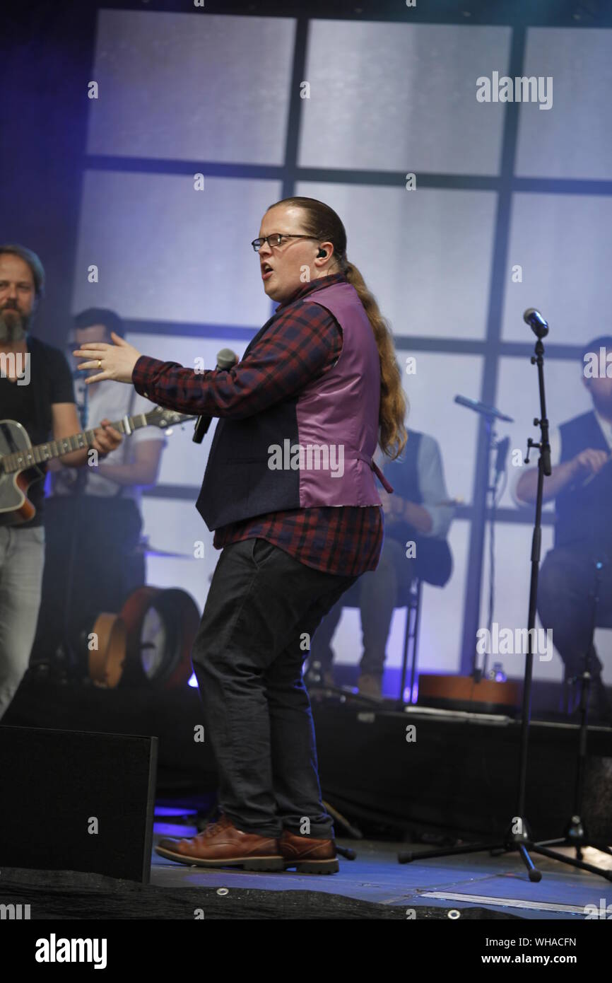 Angelo Kelly & Family live im Konzert in der Landskron Kulturbrauerei ...