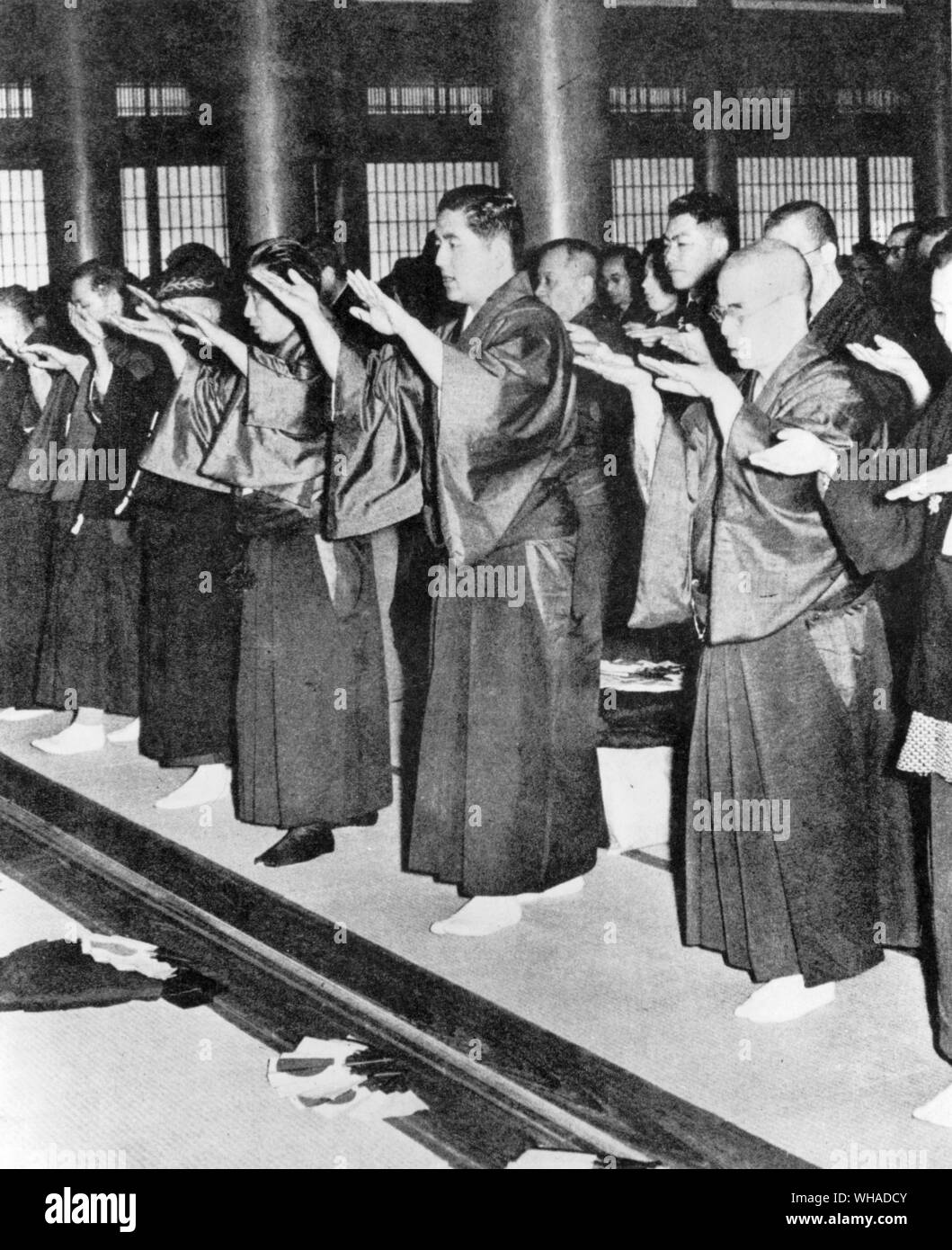 Japan dance historical hi-res stock photography and images - Alamy