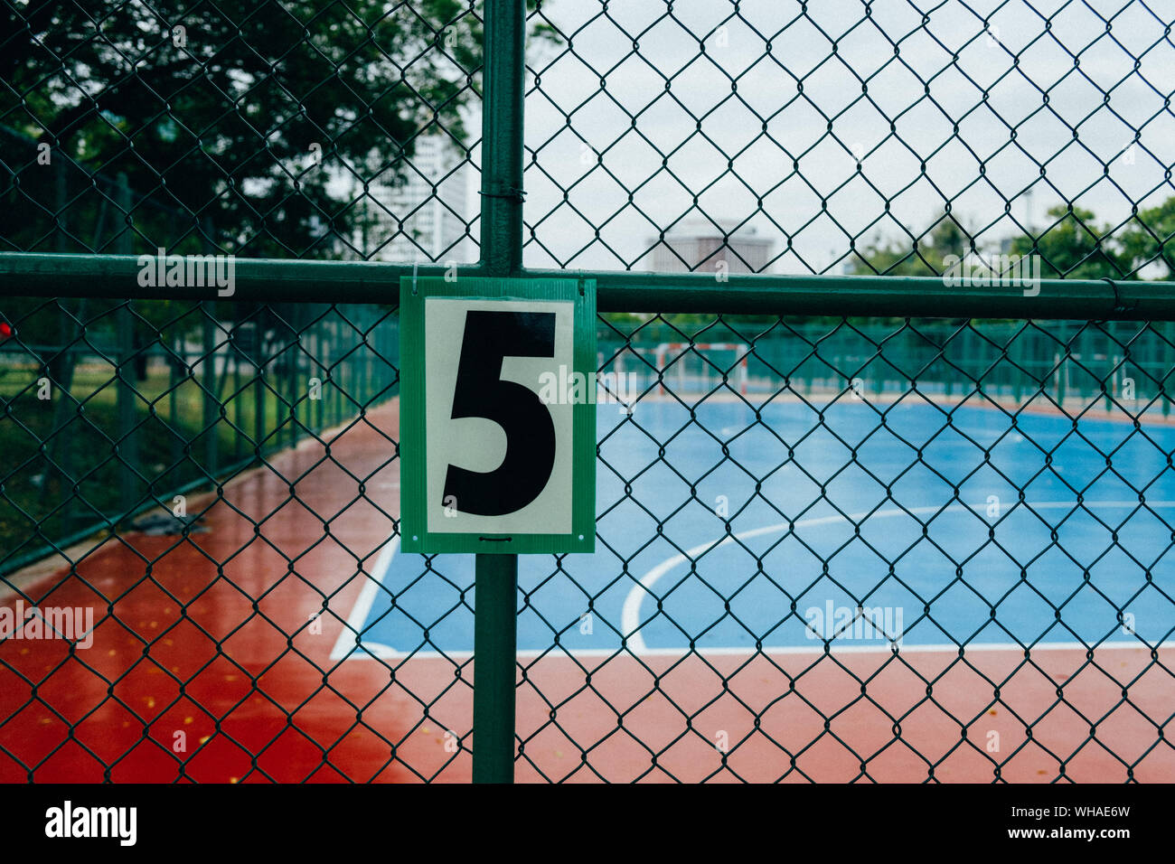 Number on fence hi-res stock photography and images - Alamy