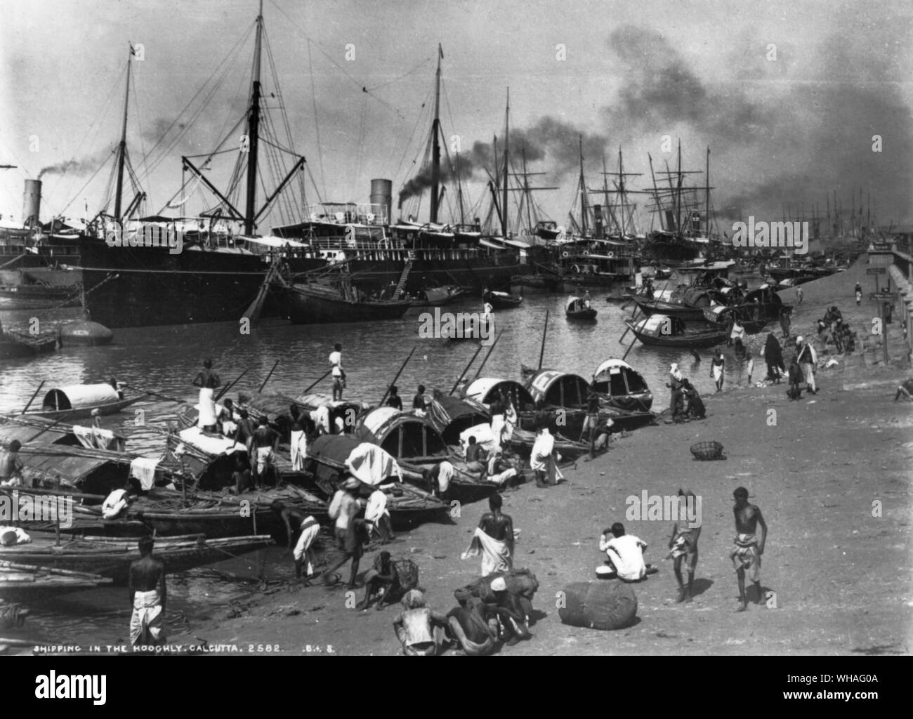 Shipping calcutta Black and White Stock Photos & Images - Alamy