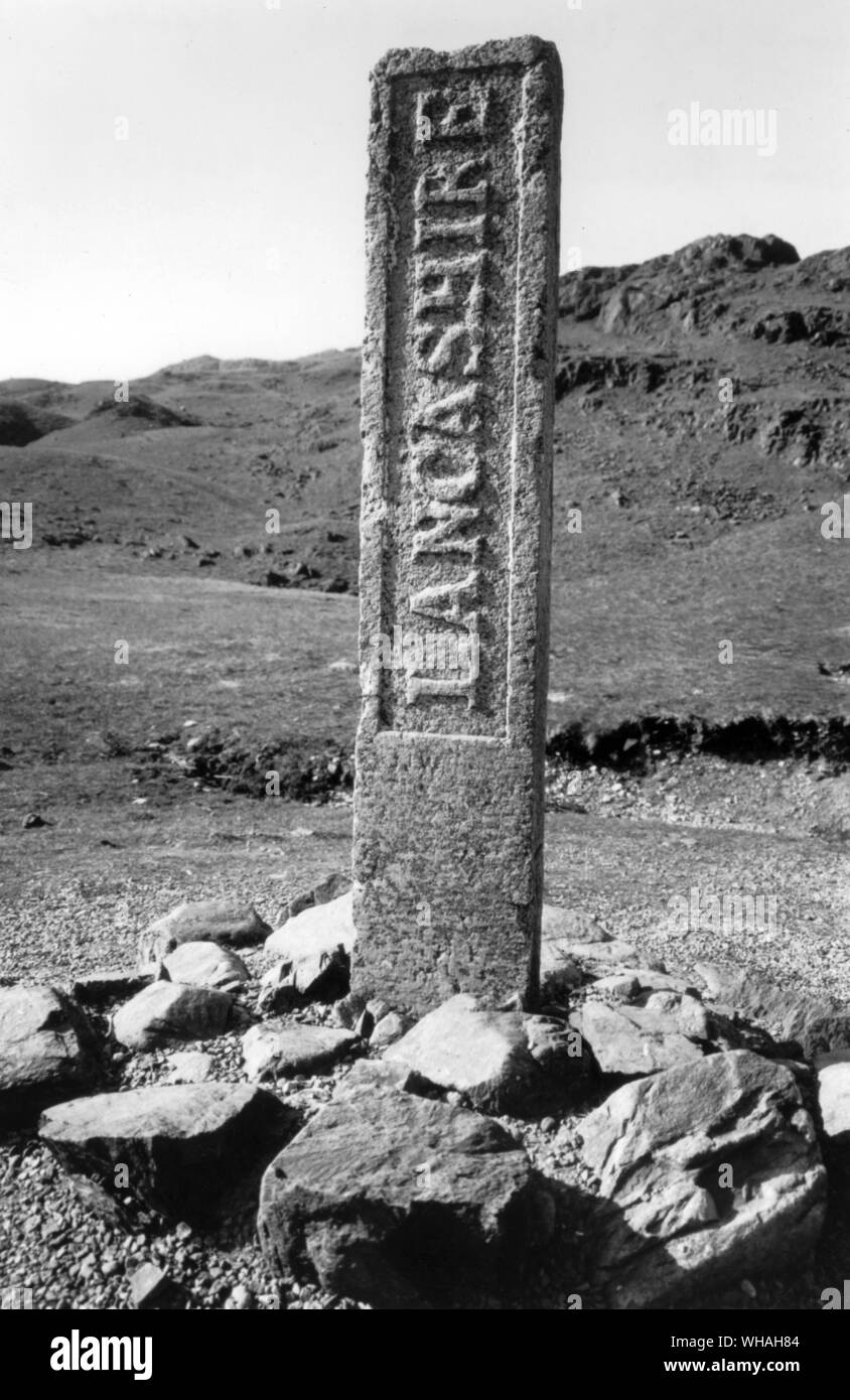 Pass sign Black and White Stock Photos & Images - Alamy