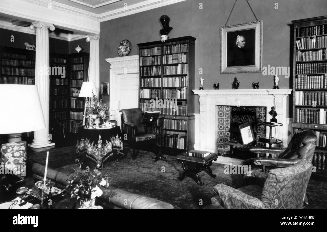 Northumberland. Wallington Hall Library Stock Photo - Alamy