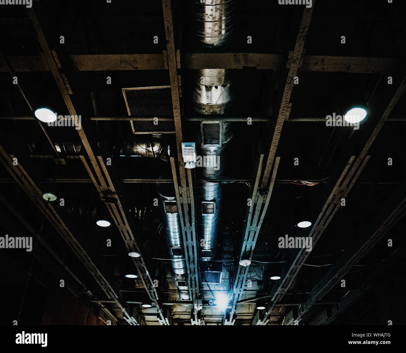 Light ceiling factory hi-res stock photography and images - Alamy