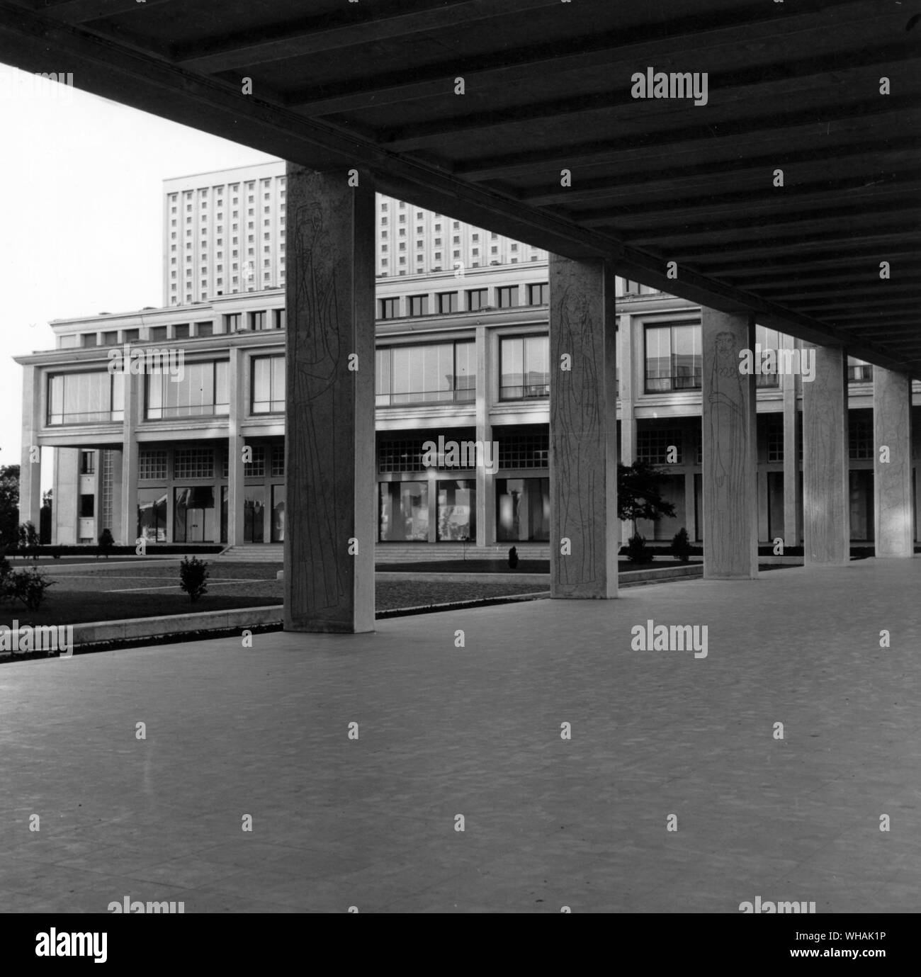 University guide hi-res stock photography and images - Alamy