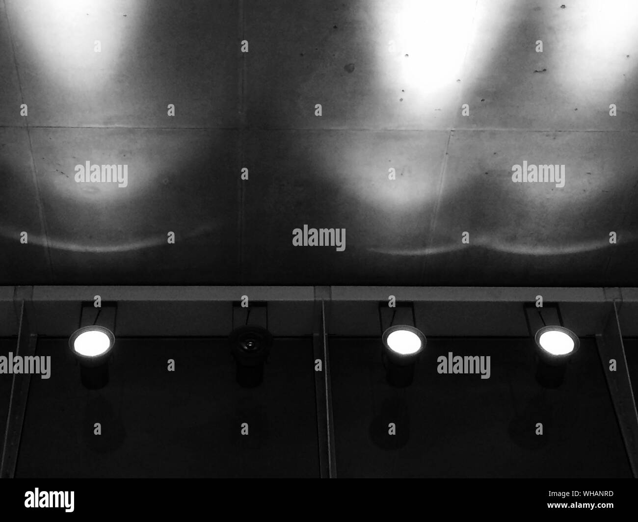 Theatrical lights hi-res stock photography and images - Alamy