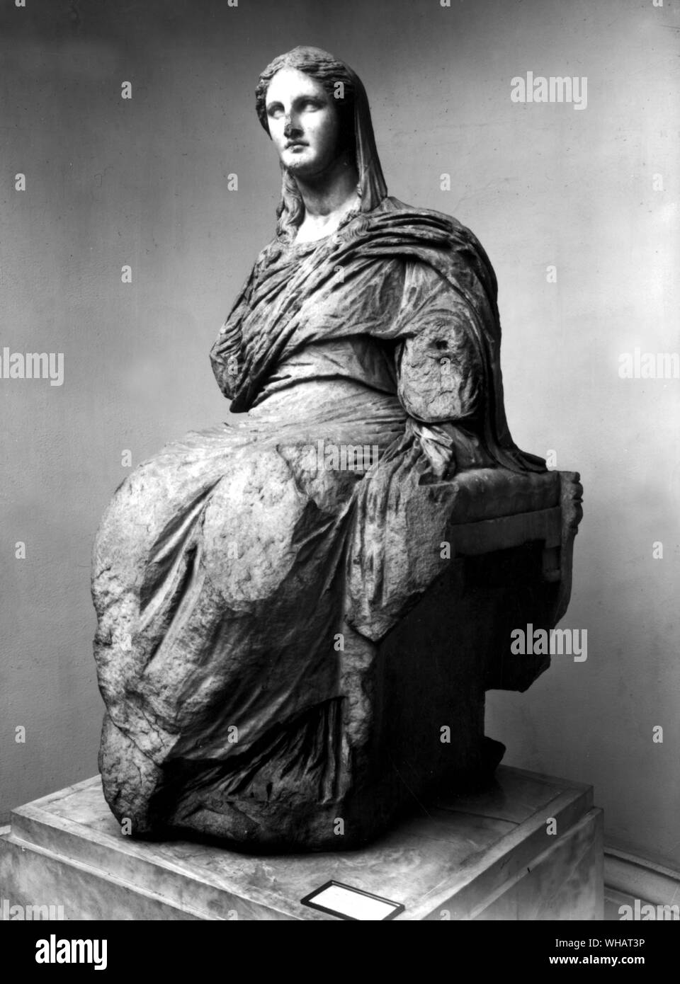 The Demeter of Knidos c 350 BC . Greek Stock Photo - Alamy