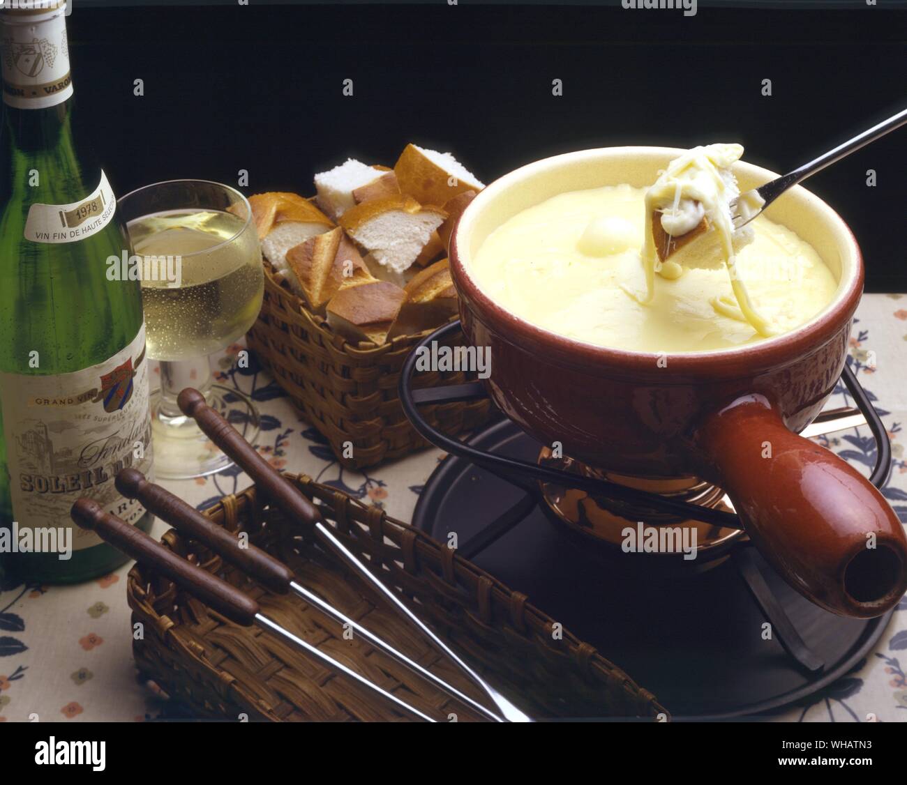 Switzerland cheese fondue hi-res stock photography and images - Alamy