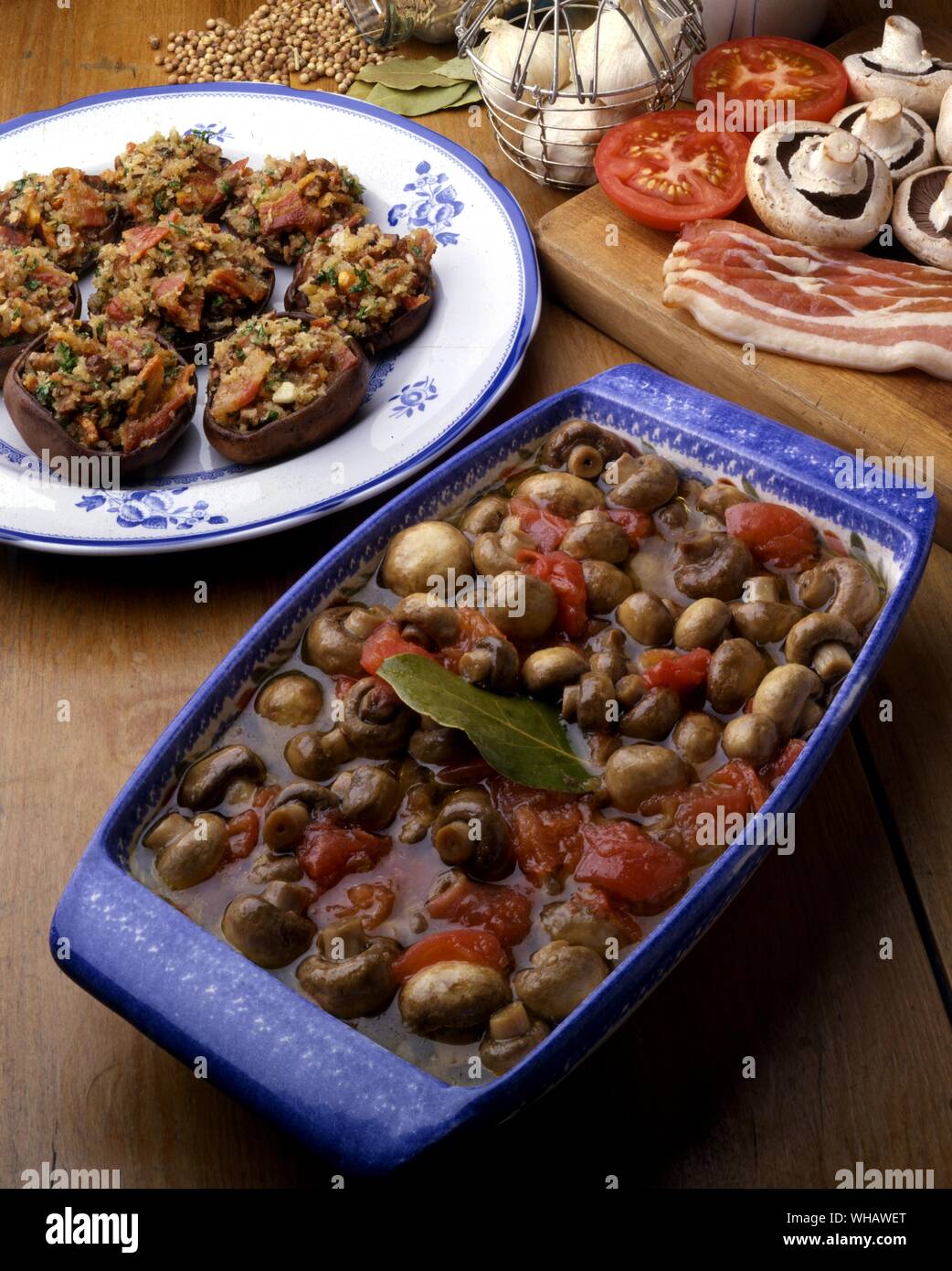 Champignons hi-res stock photography and images - Alamy