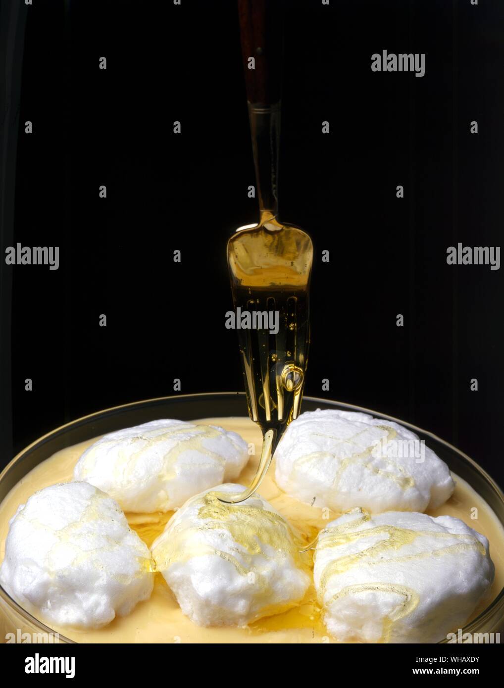 Custard hi-res stock photography and images - Alamy