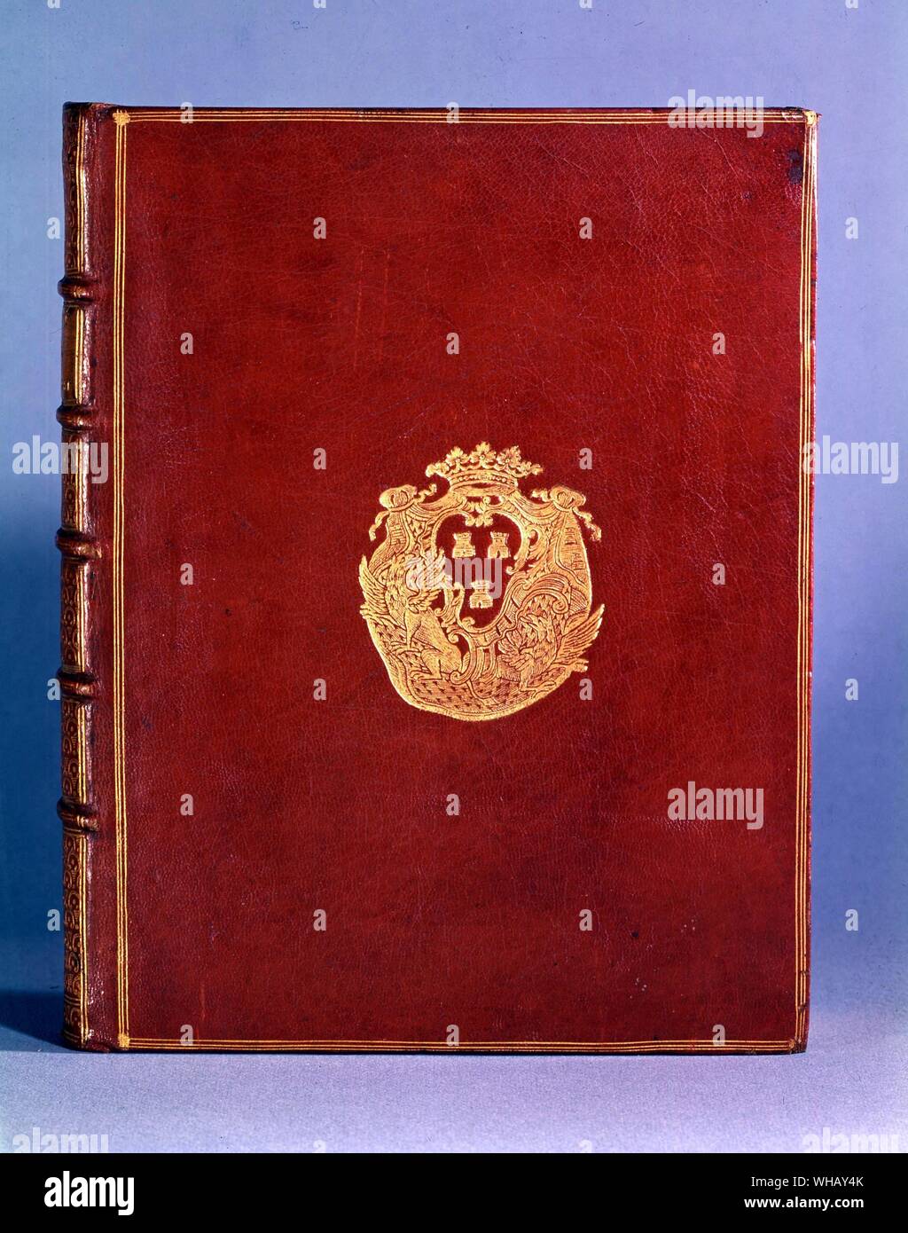 Gold book binding hi-res stock photography and images - Alamy