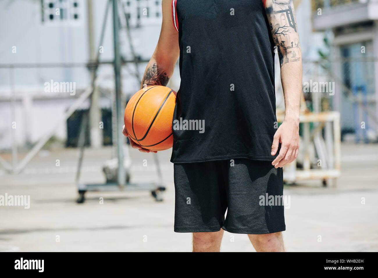 Very tall basketball hi-res stock photography and images - Alamy