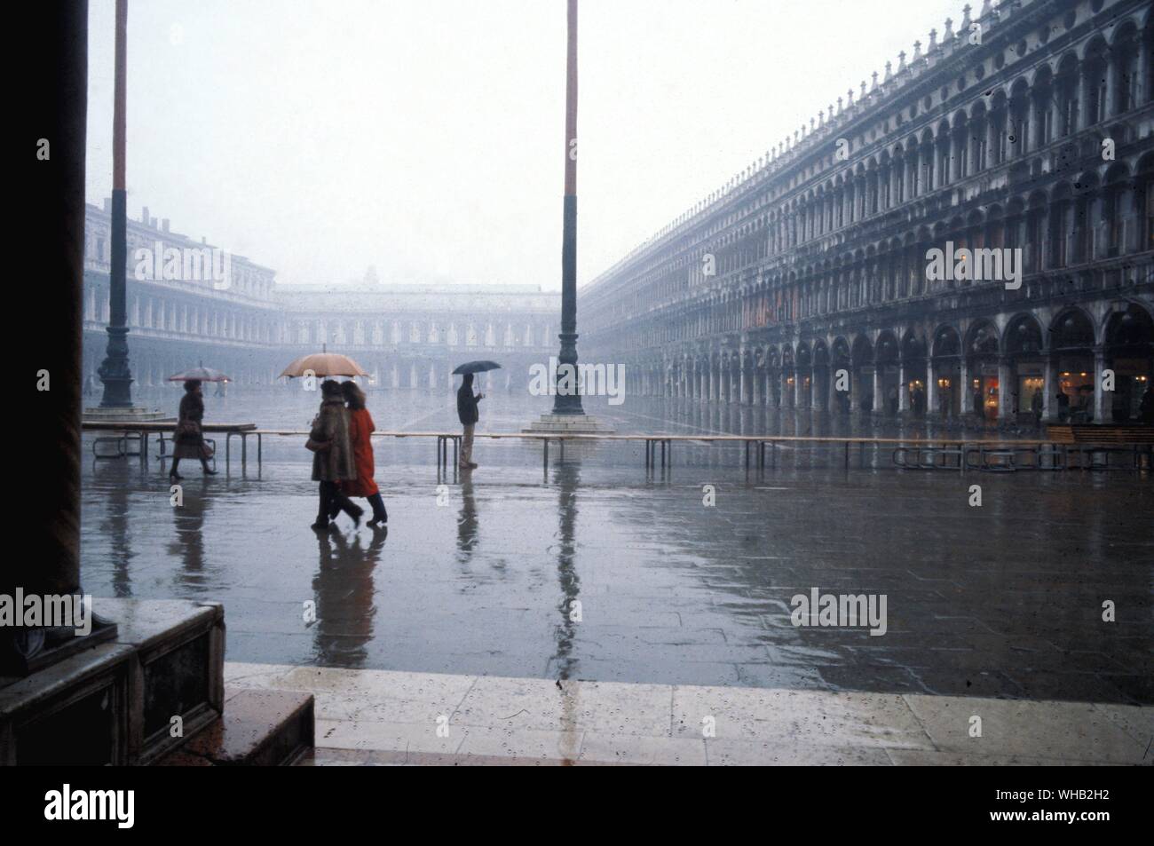 Italy in the rain hi-res stock photography and images - Alamy
