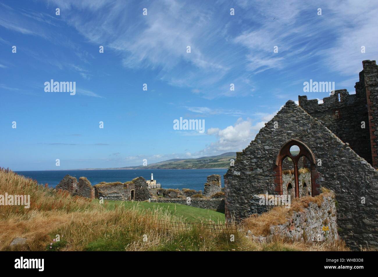 Monastic ruins hi-res stock photography and images - Alamy