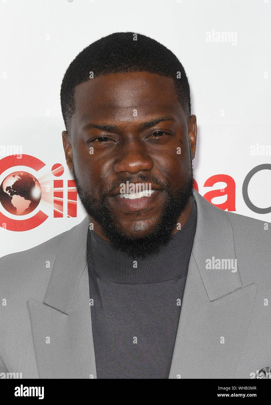 ***FILE PHOTO*** Kevin Hart recovering from Back Surgery After Car ...