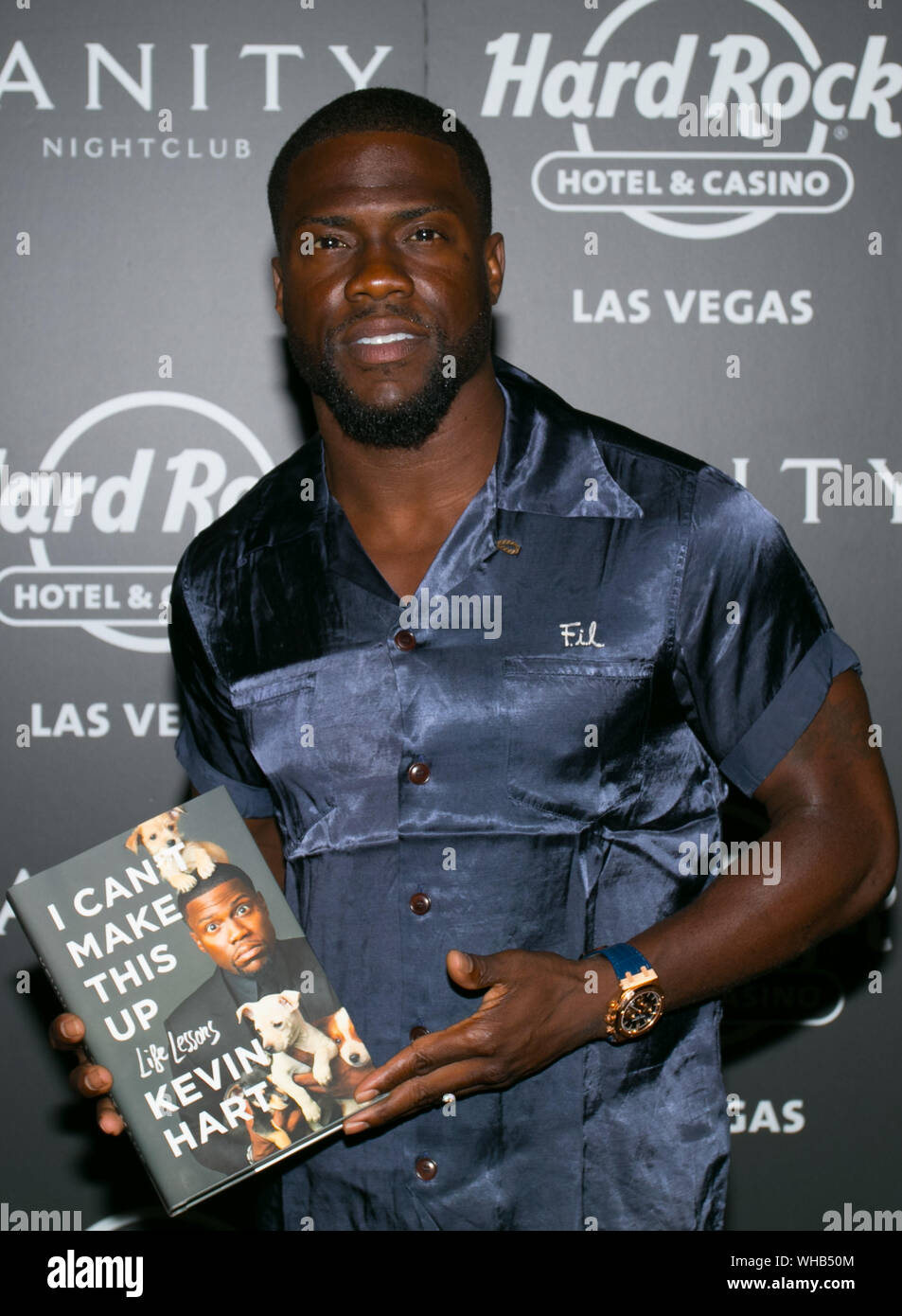 ***FILE PHOTO*** Kevin Hart recovering from Back Surgery After Car ...