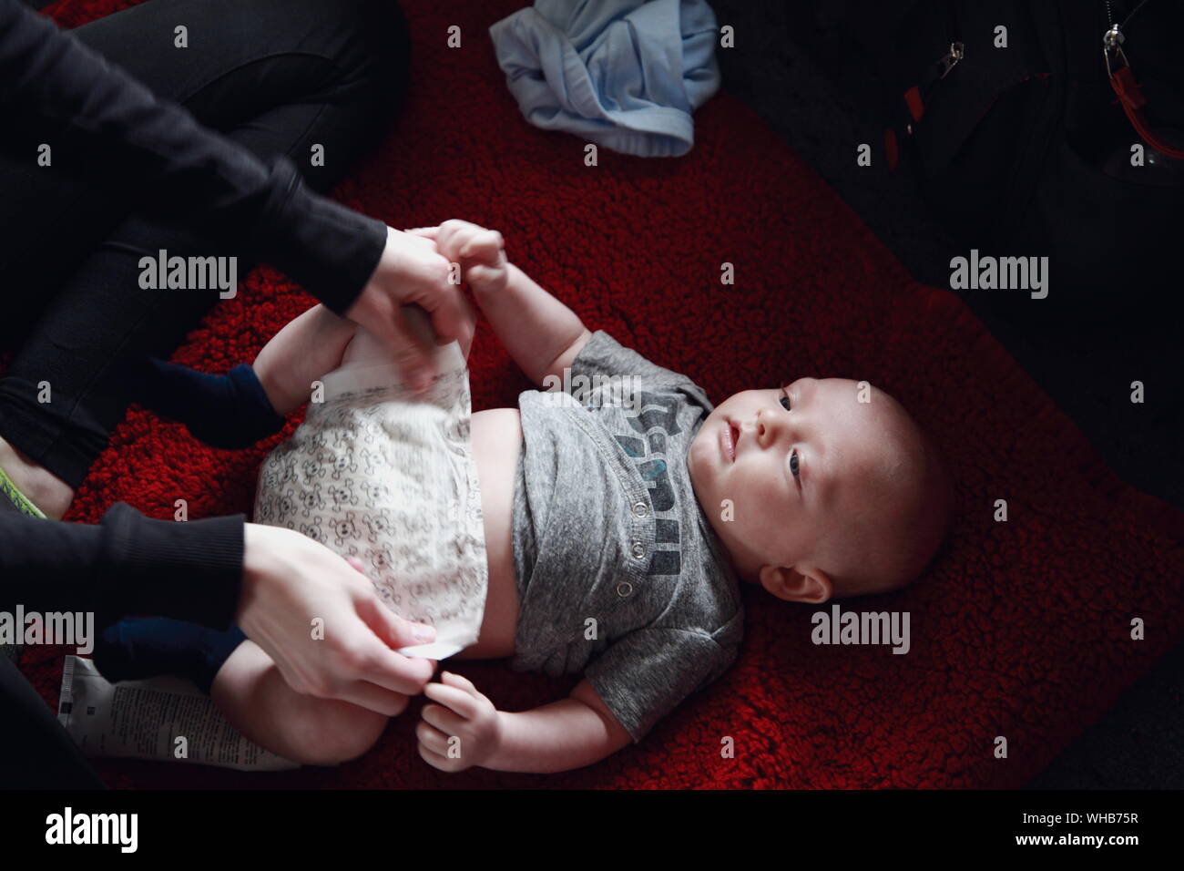 Diapers changing hi-res stock photography and images - Alamy