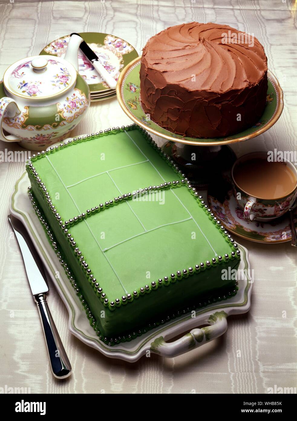 Cakes hi-res stock photography and images - Alamy