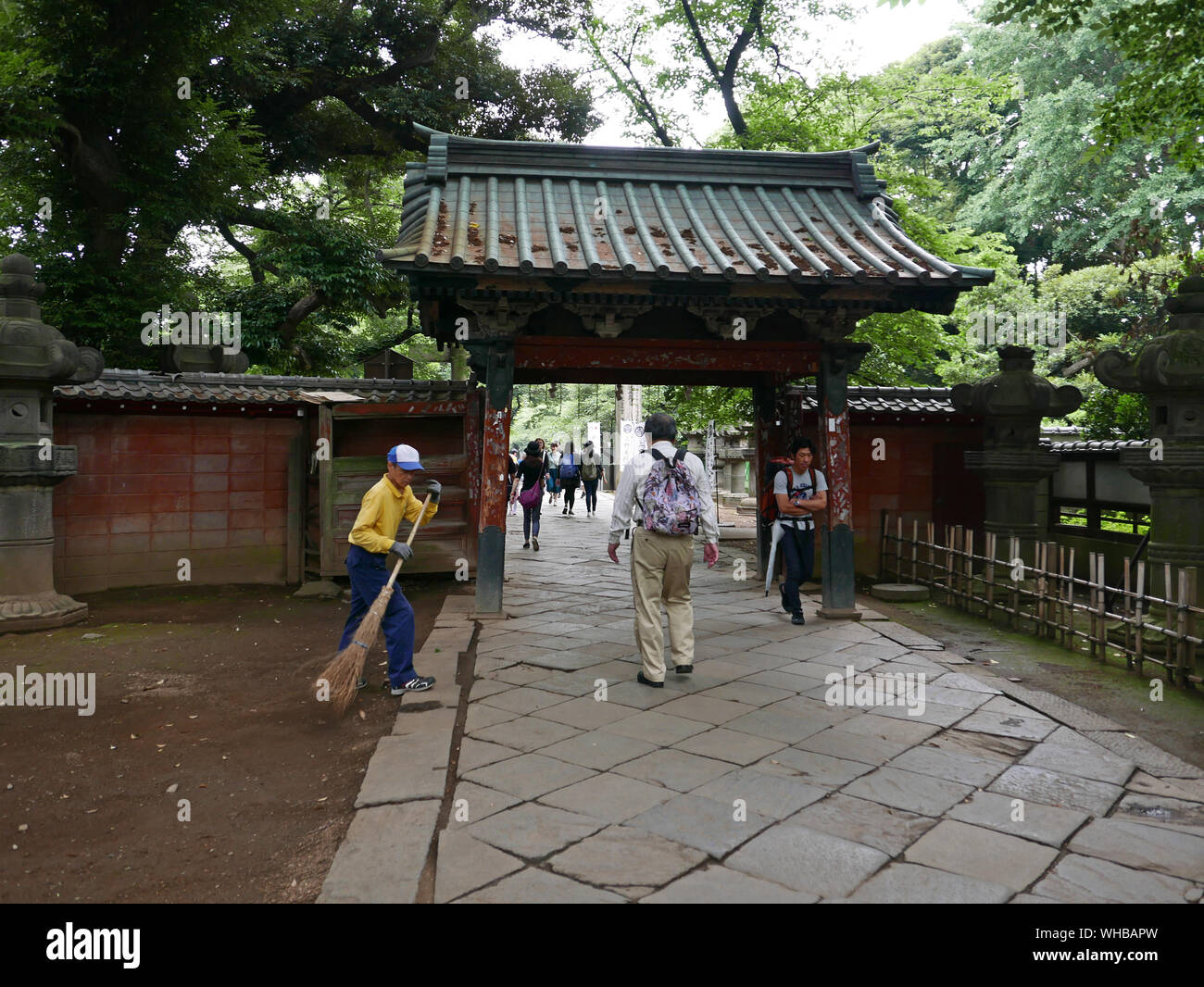 JAPAN - photo by Sean Sprague Ueno, Tokyo. Temple in Ueno Koen park ...