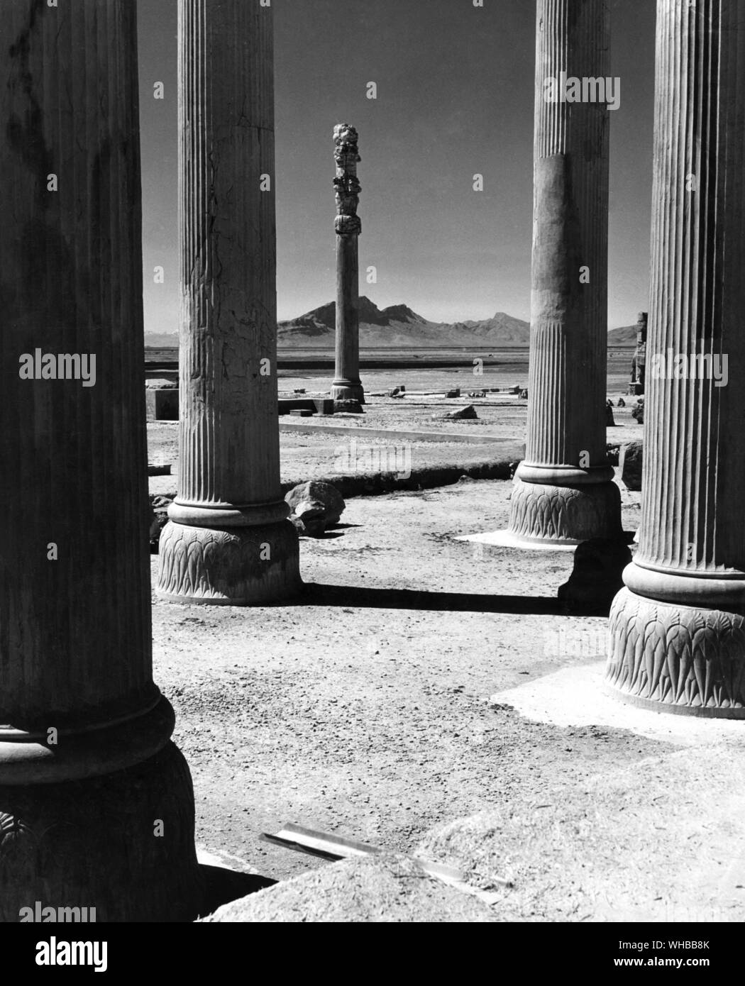 Capital column ancient hi-res stock photography and images - Alamy