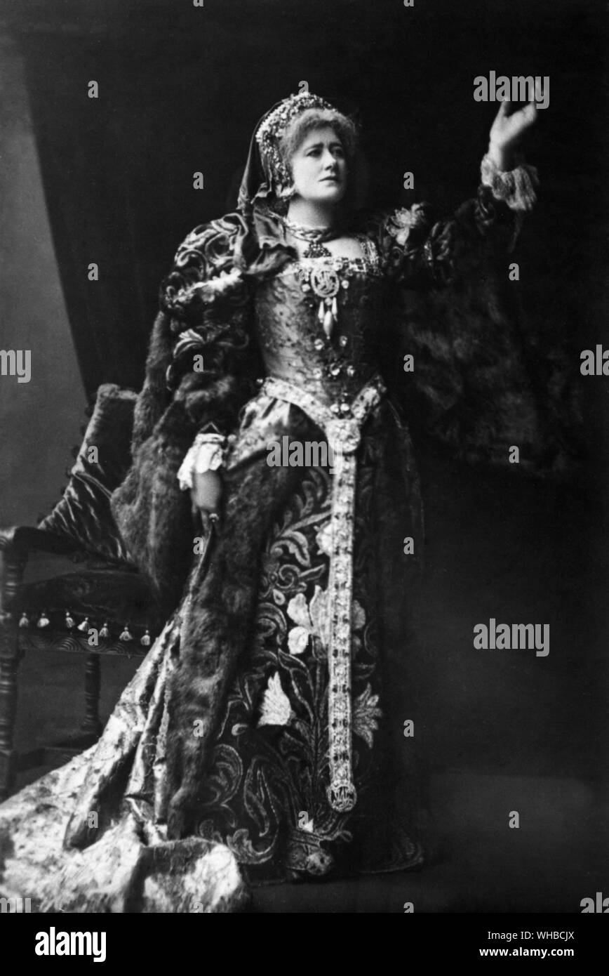 Ellen Terry as Queen Katherine in Henry VIII 1892 Lyceum Stock Photo ...