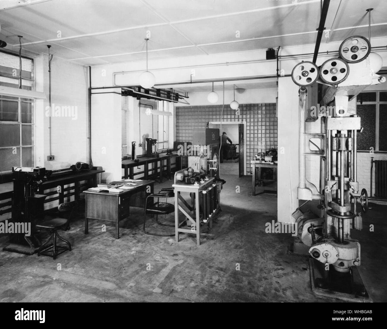 Laboratory hi-res stock photography and images - Alamy