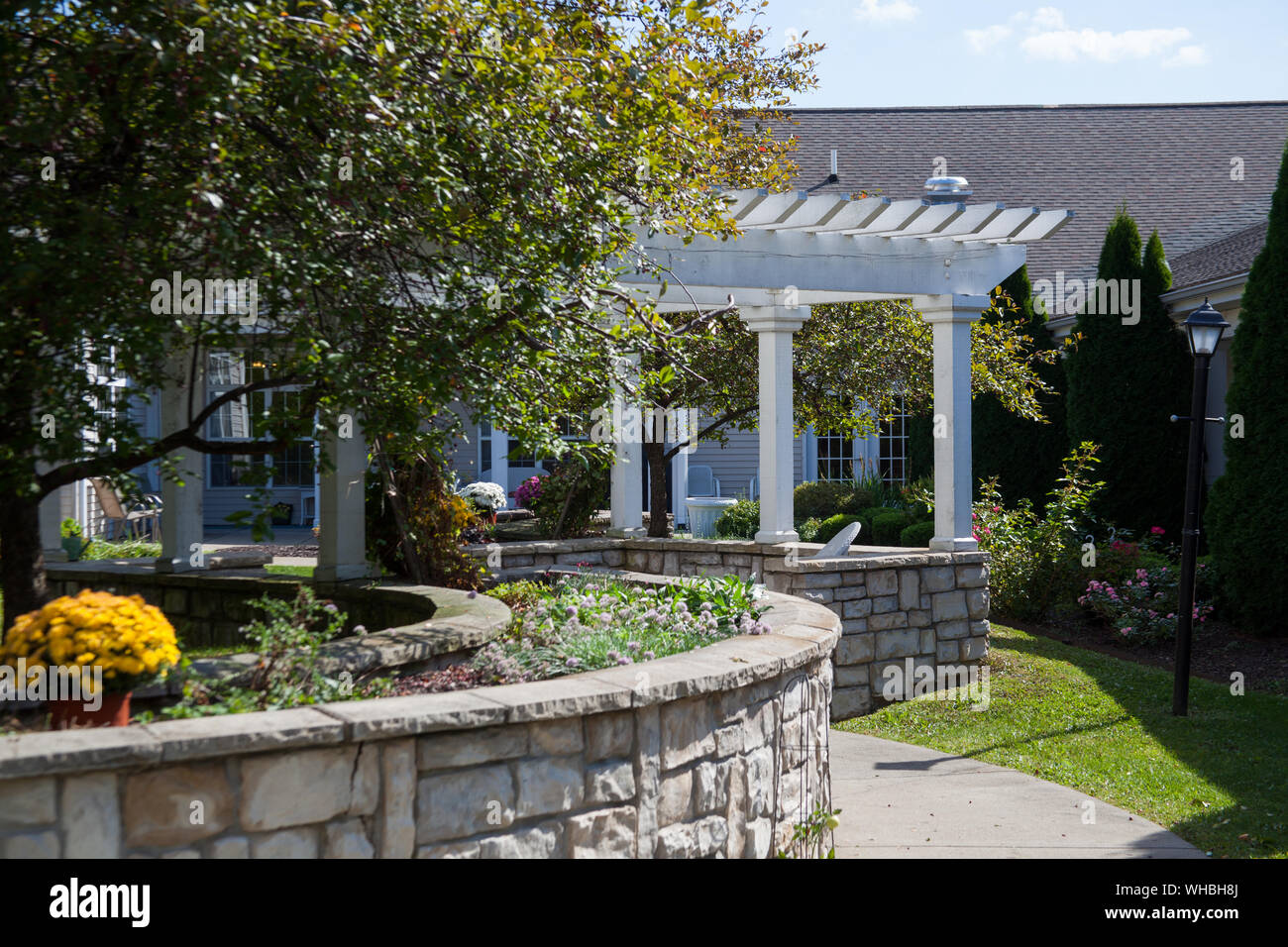 Assisted living facility hi-res stock photography and images - Alamy