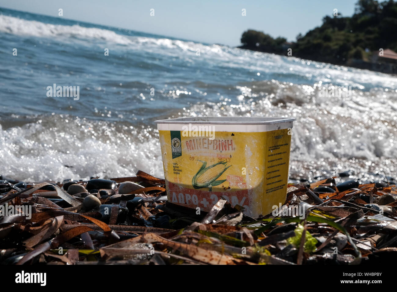 Plastic damage to environment hi-res stock photography and images - Alamy
