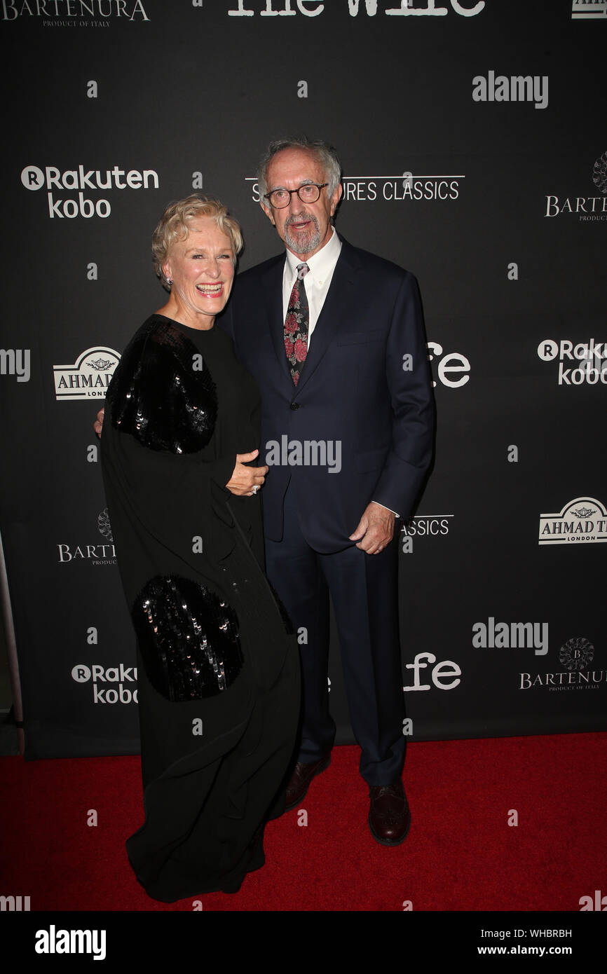 Los Angeles, CA, USA. Glenn Close, Jonathan Pryce at Sony Pictures ...