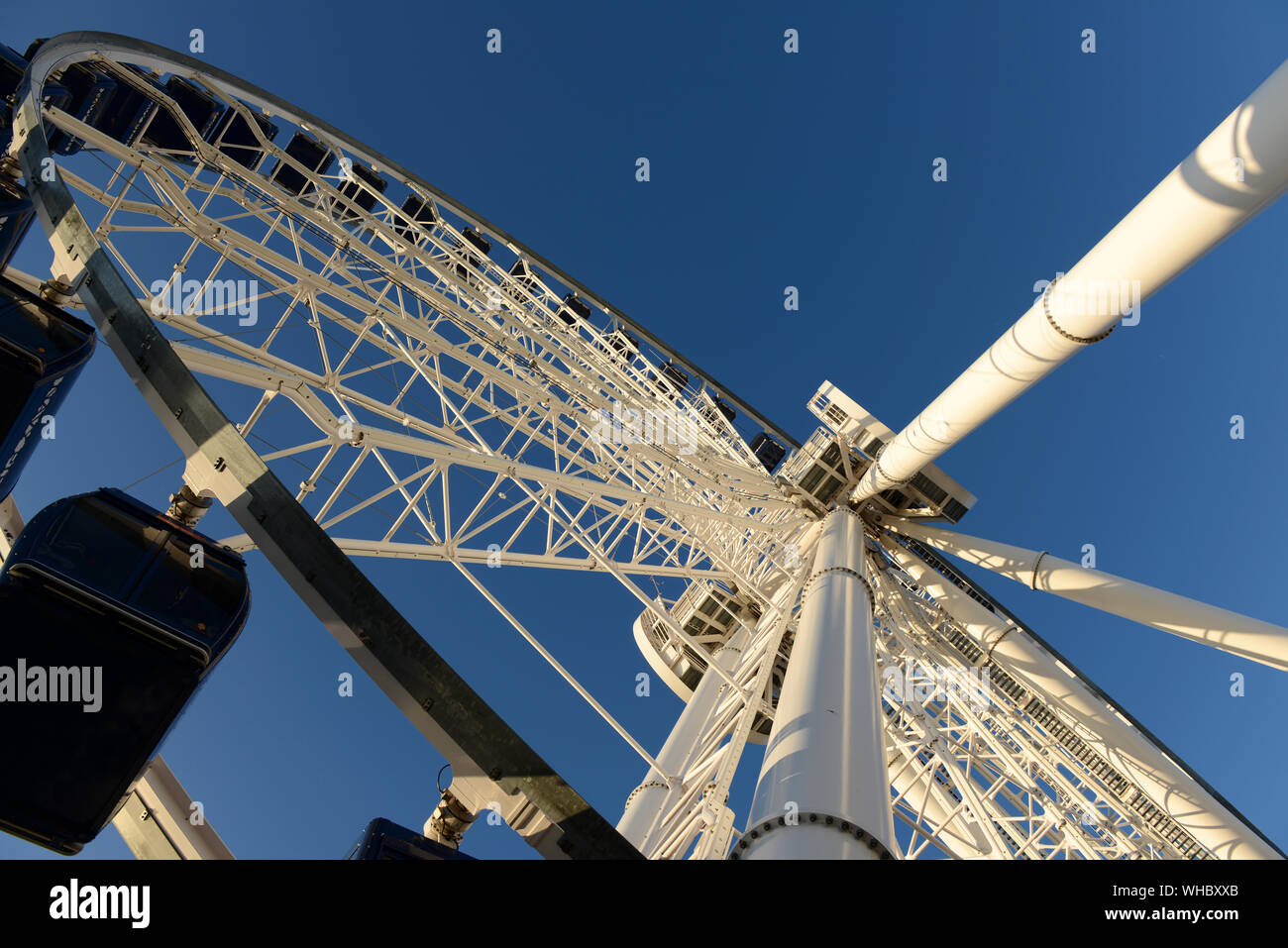 Farris Wheel in Downtown Chicago, Illinois with blue skies Stock Photo ...