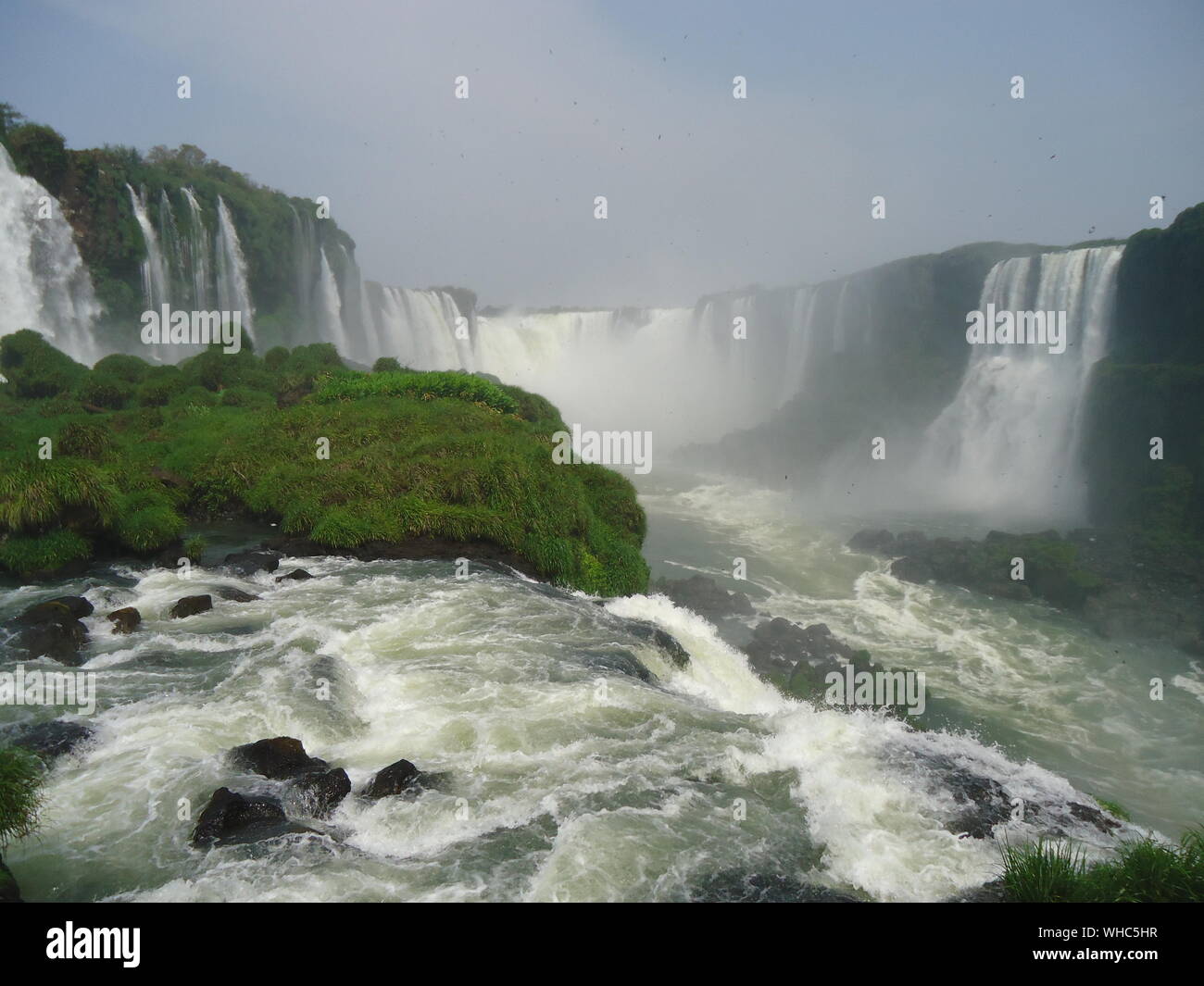 Waterfall into sea hi-res stock photography and images - Alamy