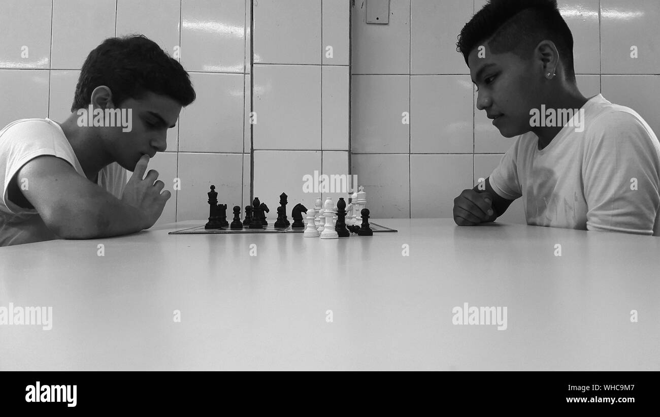 Side boys hi-res stock photography and images - Alamy