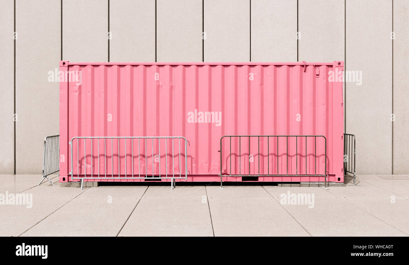 Container wall hi-res stock photography and images - Alamy