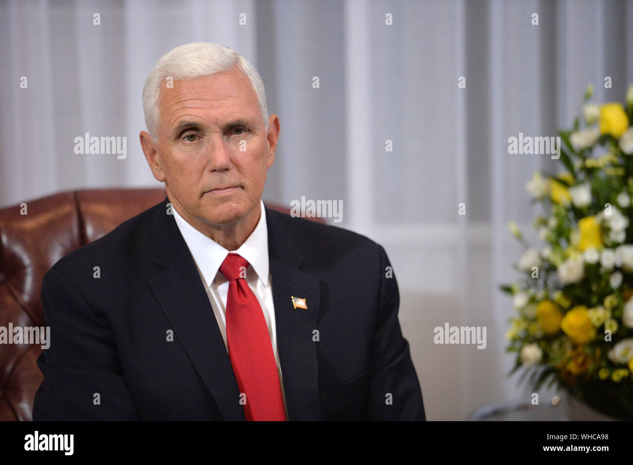He arrived shannon airport hi-res stock photography and images - Alamy