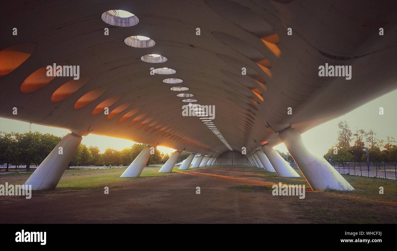 Bridge Underside Below High Resolution Stock Photography and Images - Alamy