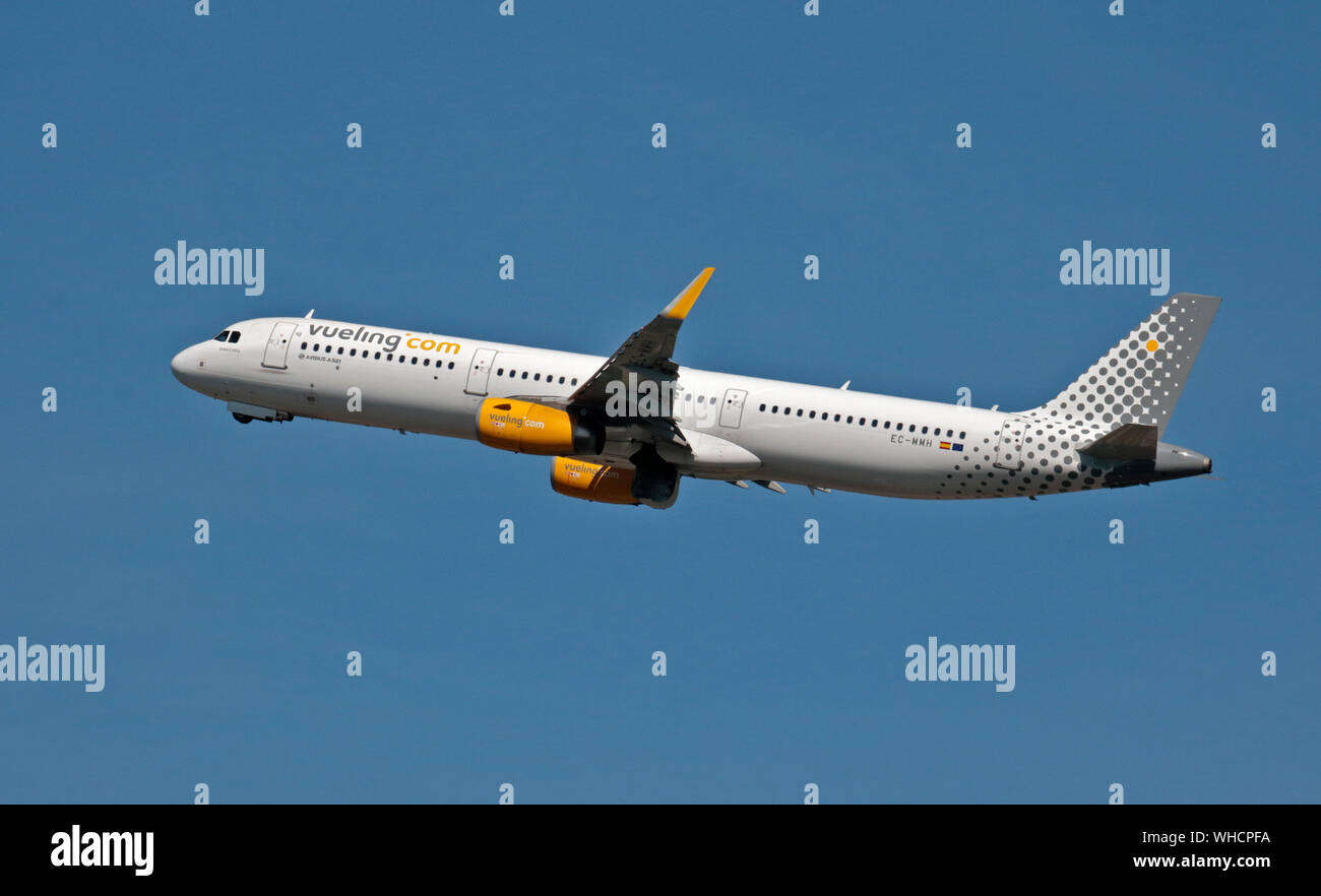 A321 300 High Resolution Stock Photography and Images - Alamy