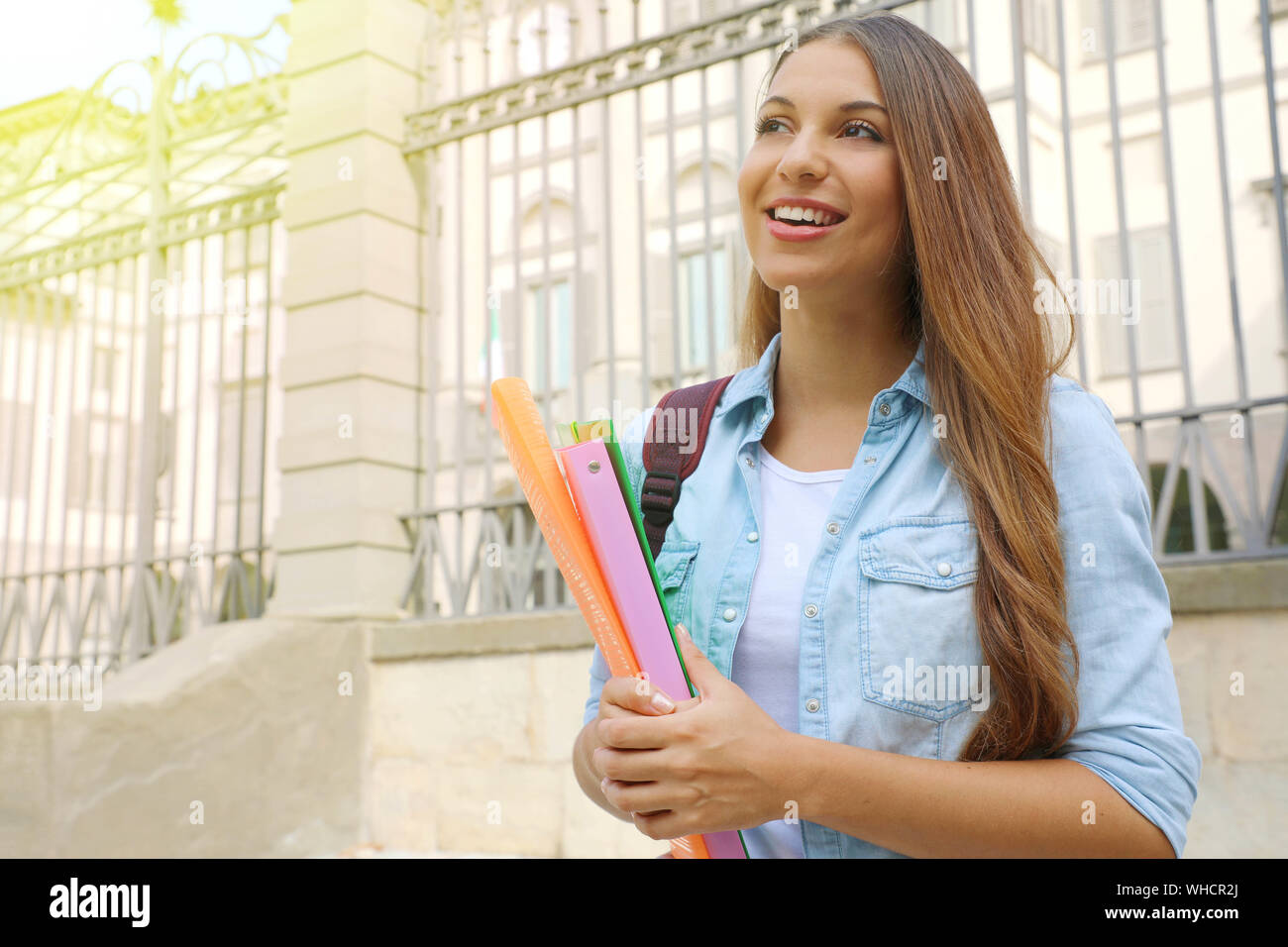 Teen girl folders hi-res stock photography and images - Alamy