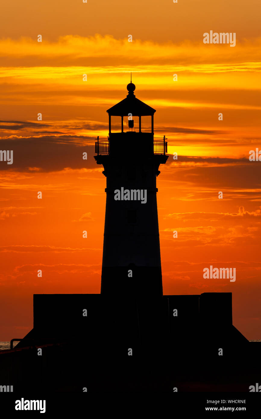 Lake Superior Lighthouse At Sunrise Stock Photo - Alamy