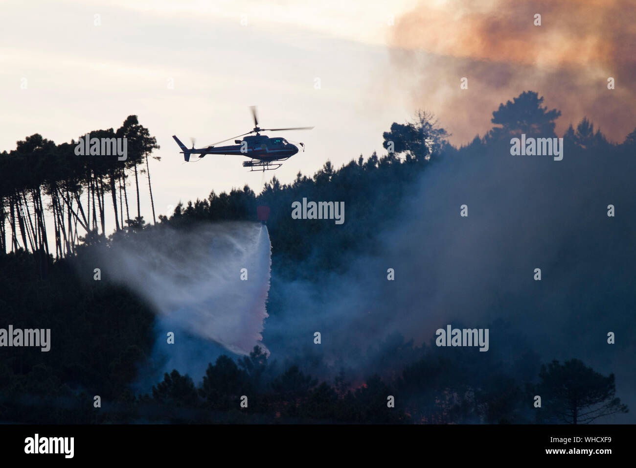 Flying firefighter hi-res stock photography and images - Alamy