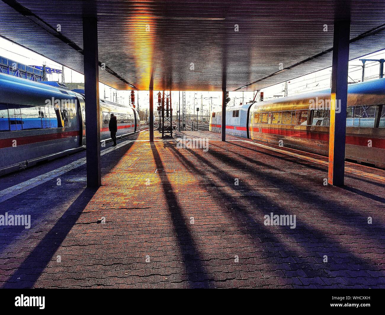 Manipulation station hi-res stock photography and images - Alamy