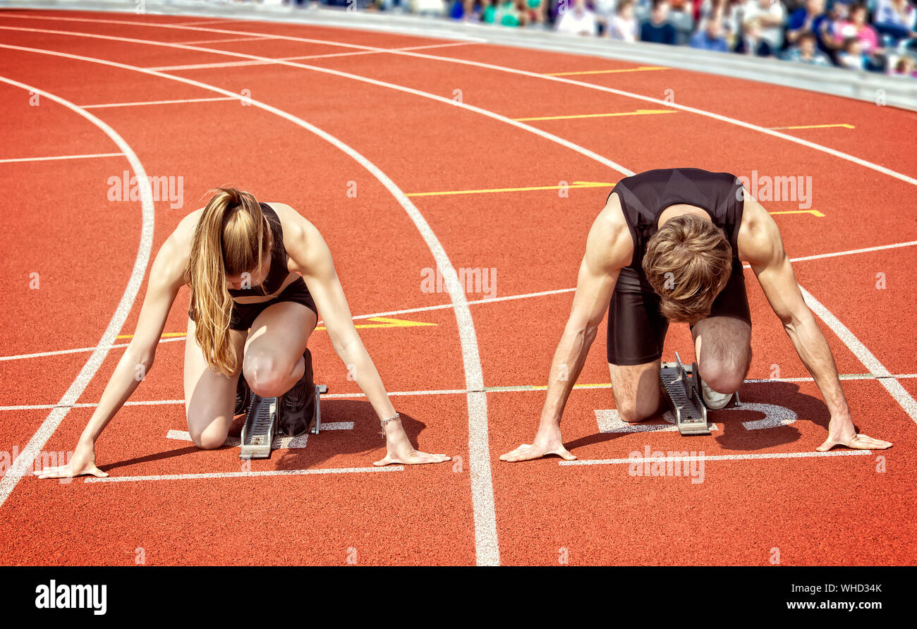 Athlete race starting line hi-res stock photography and images - Alamy