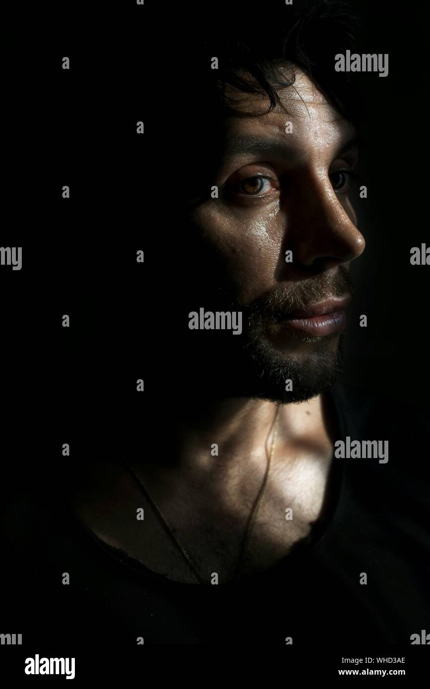 Portrait with shadow hi-res stock photography and images - Alamy