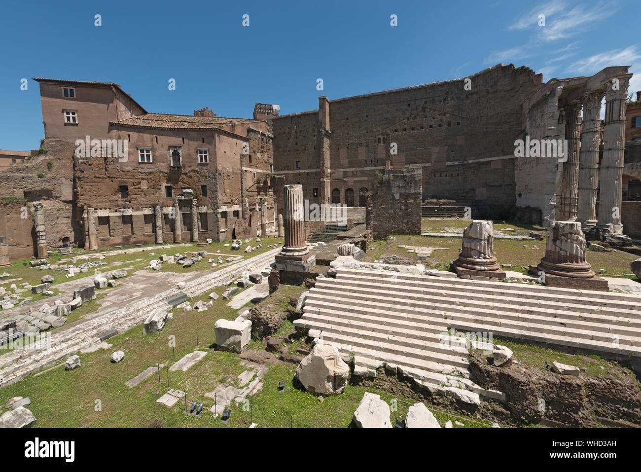 Forum augustus hi-res stock photography and images - Alamy